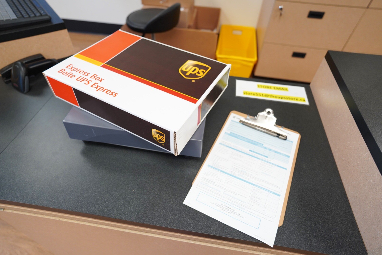 About | The UPS Store #606,