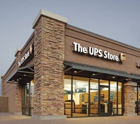 Franchise Costs | The UPS Store Canada