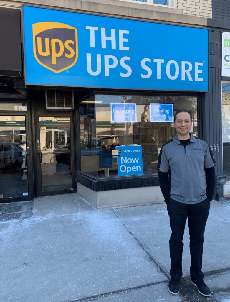 Franchising | The UPS Store Canada