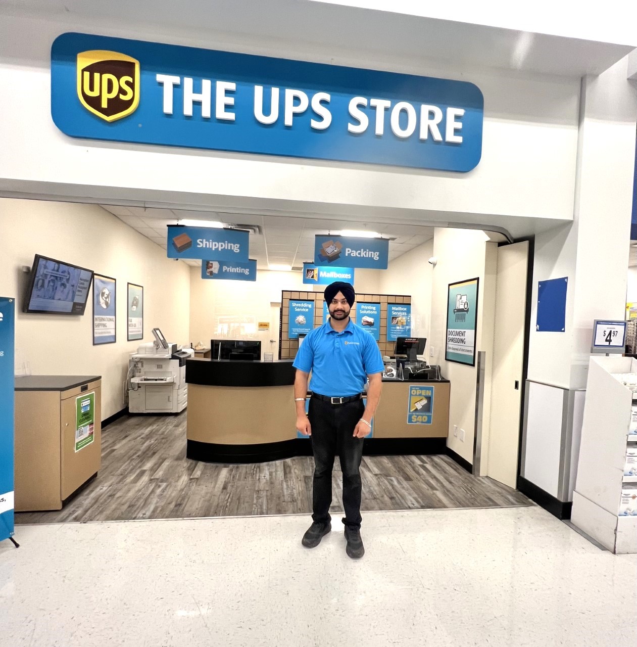 Franchising | The UPS Store Canada