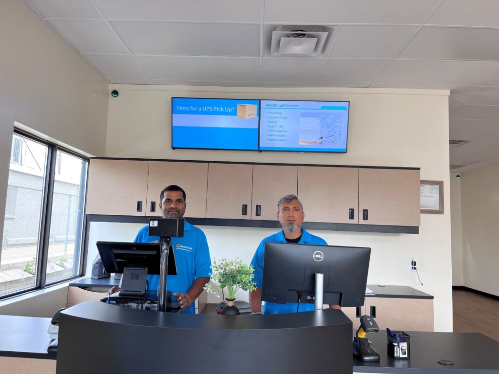 Franchising | The UPS Store Canada