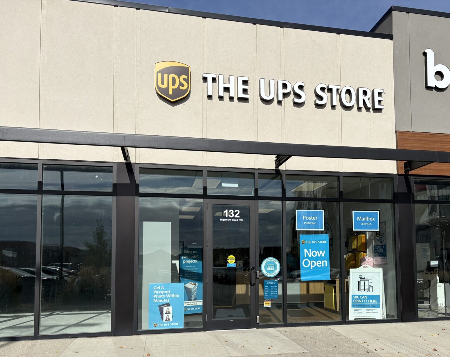 Franchising | The UPS Store Canada